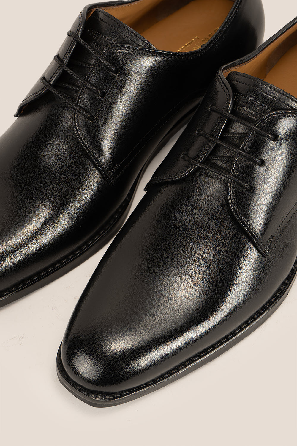 Oswin Hyde: Edison Full Black Derby Leather Shoes For Men